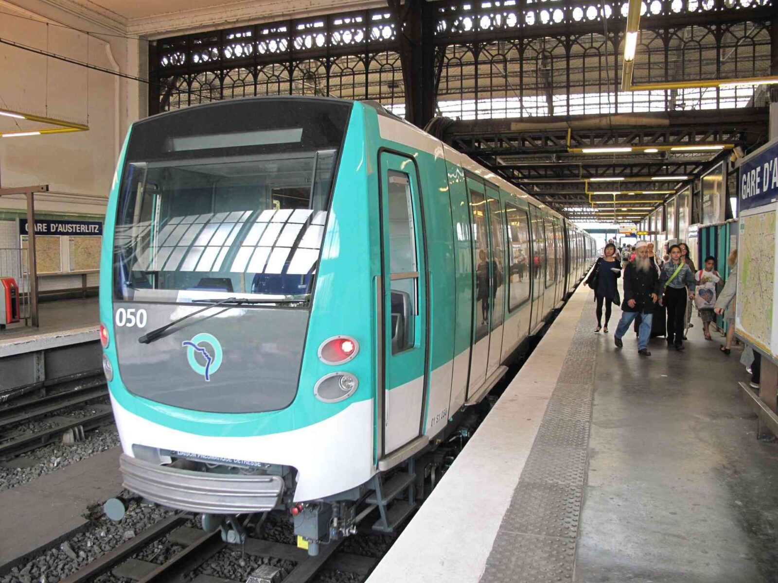 Horaires du Métro Ligne 5 RATP – Place d’Italie à Bobigny – Pablo ...