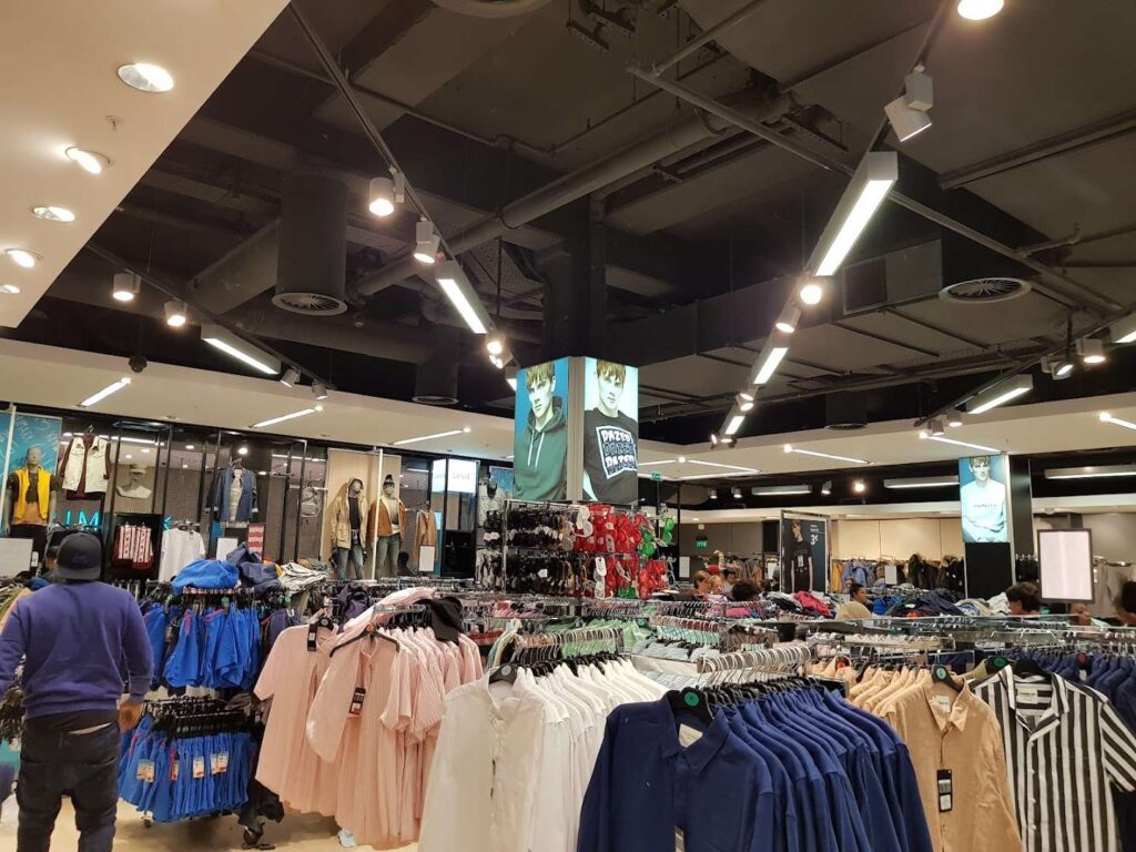Plus Grand Primark de France – Accueil – Ligne De Bus